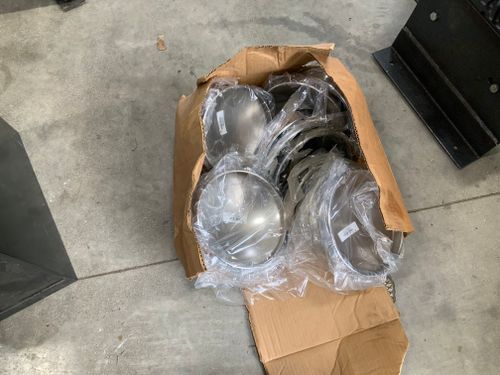 Image of a 18-MW1103BK HUB CAPS FOR SEMI-TRUCKS.